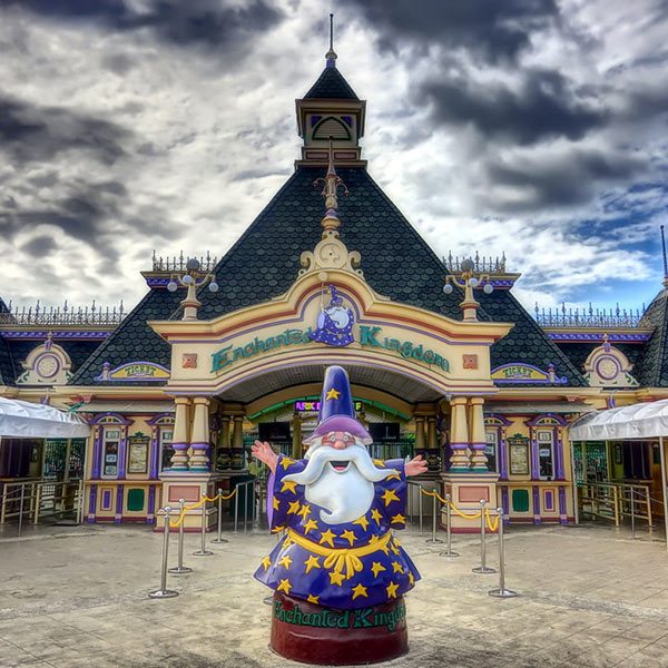 The Enchanted Kingdom (2017) - FAMES